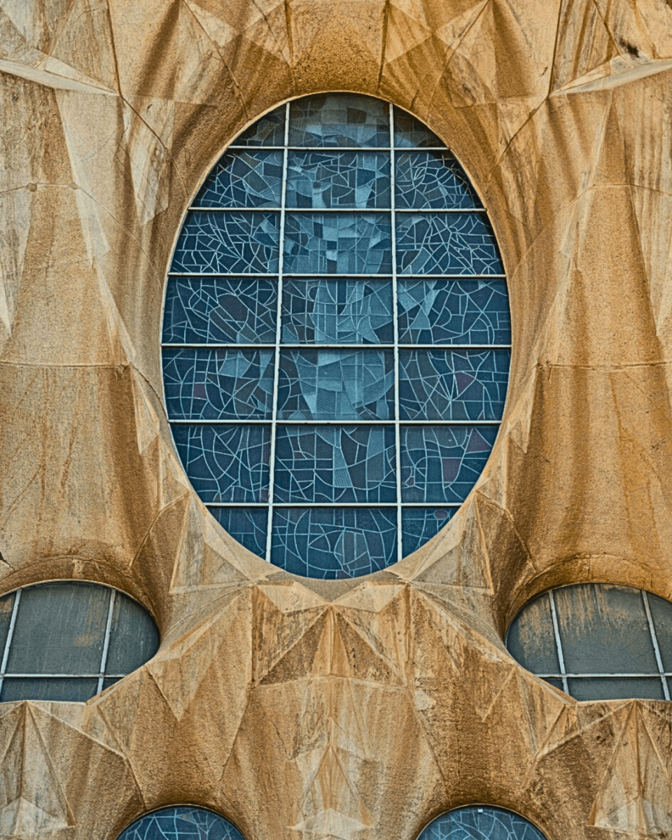 Sagrada Familia Passion Facade: Jesus’ Final Days | PRIVATE GUIDE WORLD