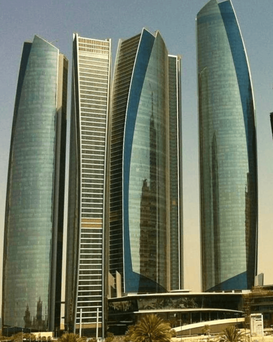 Steel & Skyline: The World’s Most Stunning Skyscrapers | PRIVATE GUIDE ...